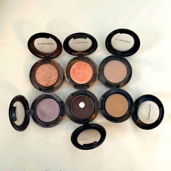 MAC Cosmetics | Makeup | New And Lightly Used Mac Eyeshadow Bundle ...